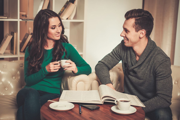 7 Important Things Engaged Couples Should Discuss Before Getting Married