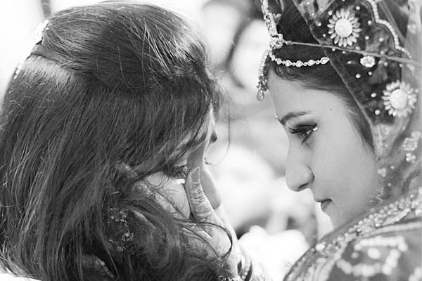 Nostalgic Moments That Make A Bride Cry On The Happiest Day Of Her Life