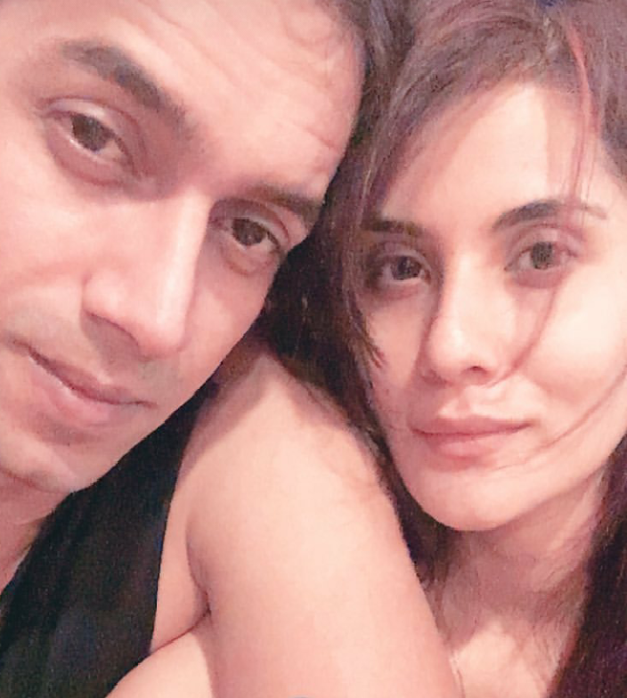 Shamin Mannan And Atul Kumar Honeymoon Pictures