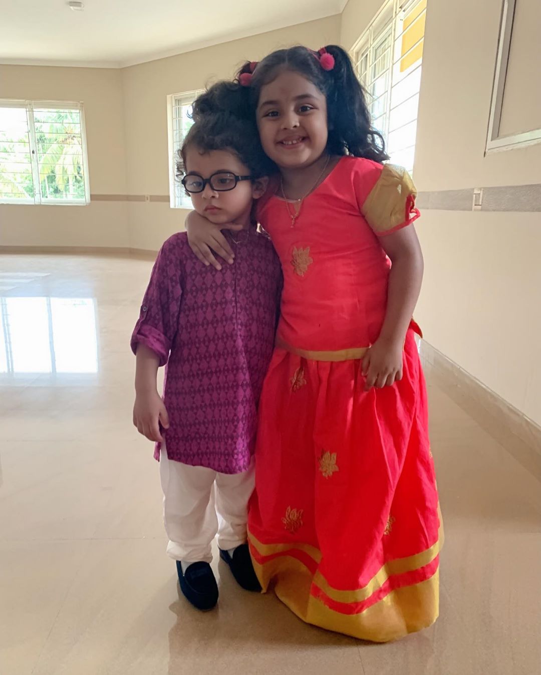 Sree Santh And His Wife, Bhuvneshwari Celebrate Onam With Kids, Cute ...