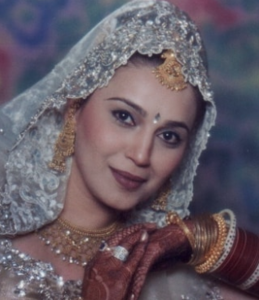 Niki Walia Of 'Astitva' Fame Posts A Throwback Wedding Picture ...