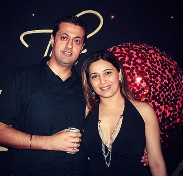 Niki Walia Of 'Astitva' Fame Posts A Throwback Wedding Picture ...
