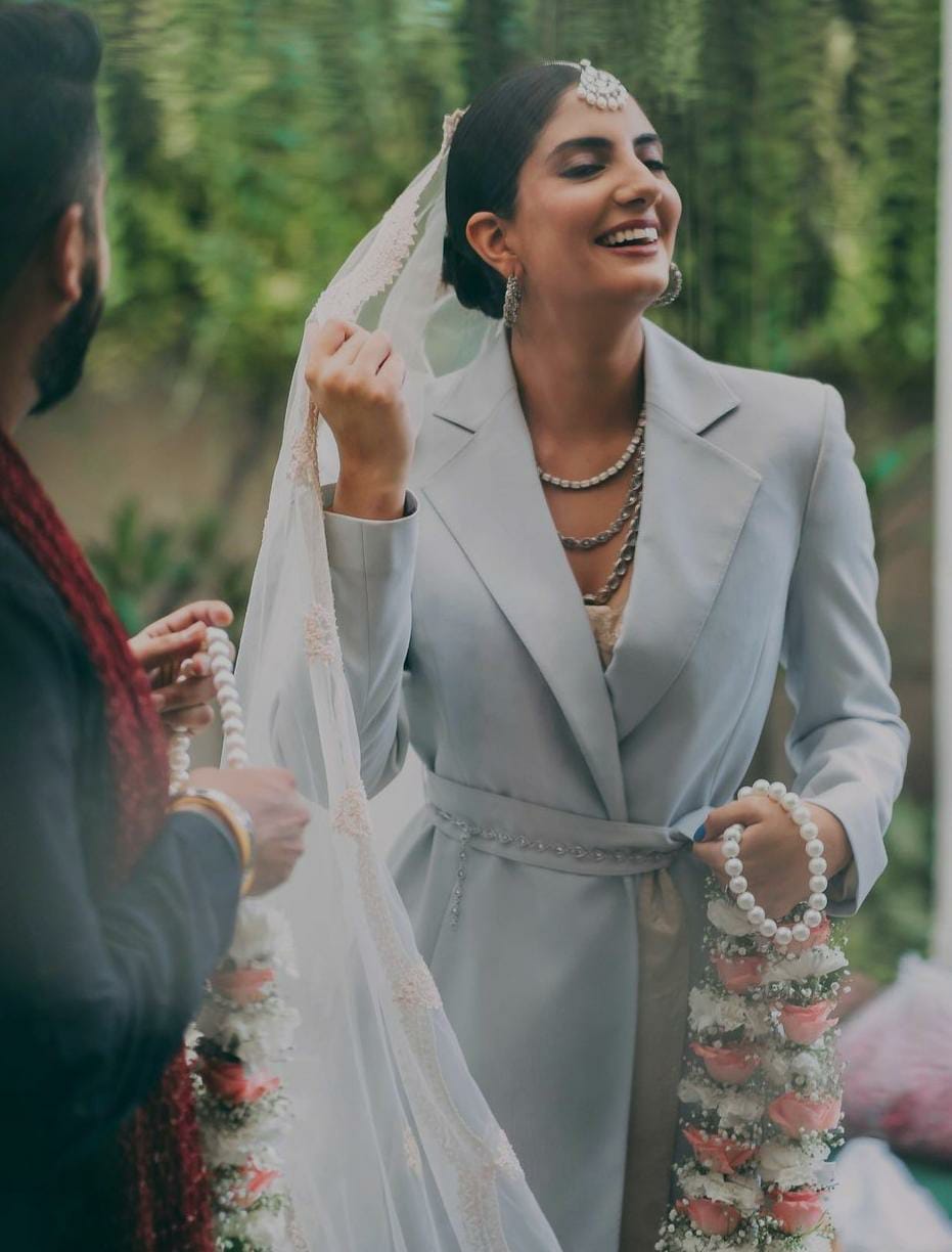 Lawyer Bride Got Trolled For Wedding Outfit, Ended Up Wearing The Same ...