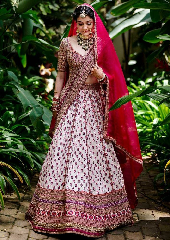The Bride Perked Up Her Wedding Day Look In A Royal Pink Sabyasachi 'Lehenga-Choli'