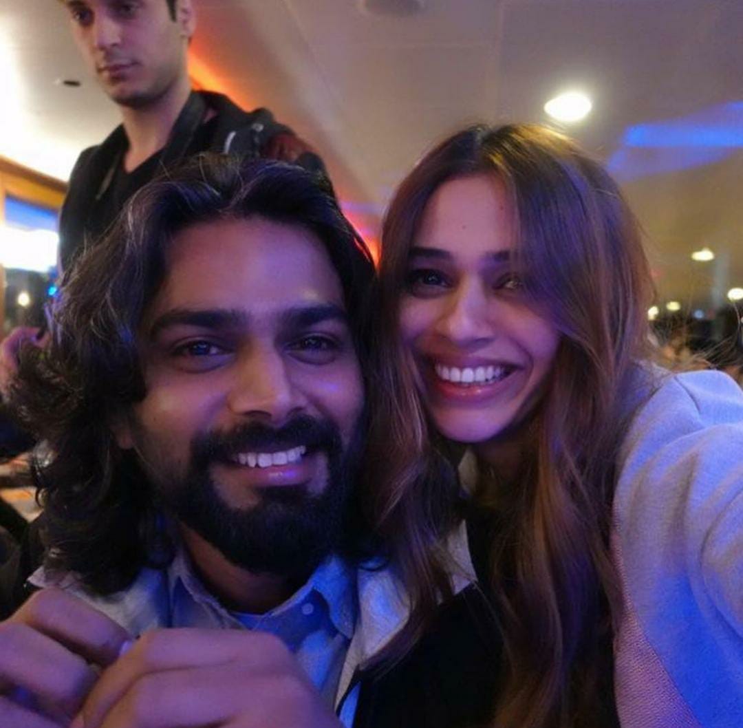 Bollywood Singer, Shalmali Kholgade Ties The Marital Knot With Her Long ...