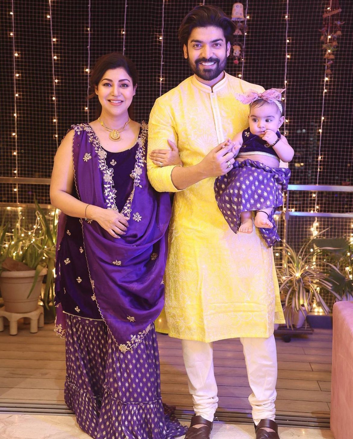 Debina Bonnerjee Twins With Daughter Lianna For Her First Diwali ...