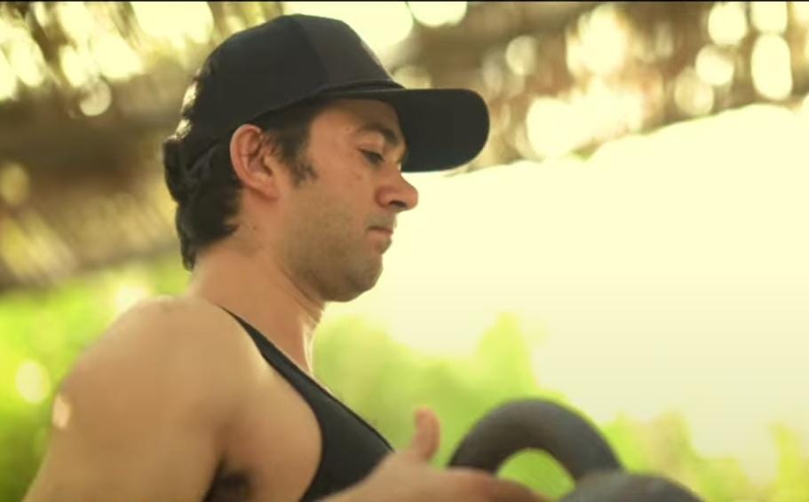 Karan Deol Shows His Fierce Body Transformation, Fans Ask Him To Try ...
