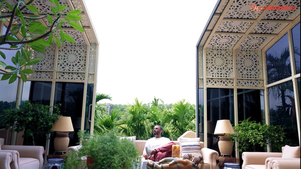 Suniel Shetty's 17-Years-Old Khandala House Boasts Earthy Interiors And ...