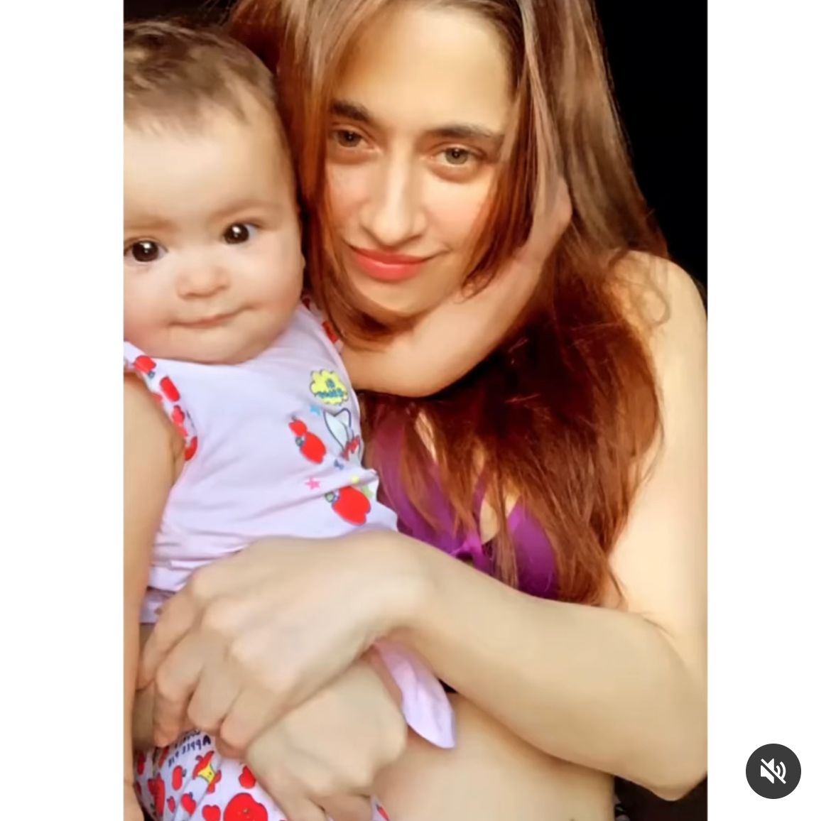 Sanjeeda Sheikh Shares First Ever Picture With Her Daughter, Ayra Ali ...