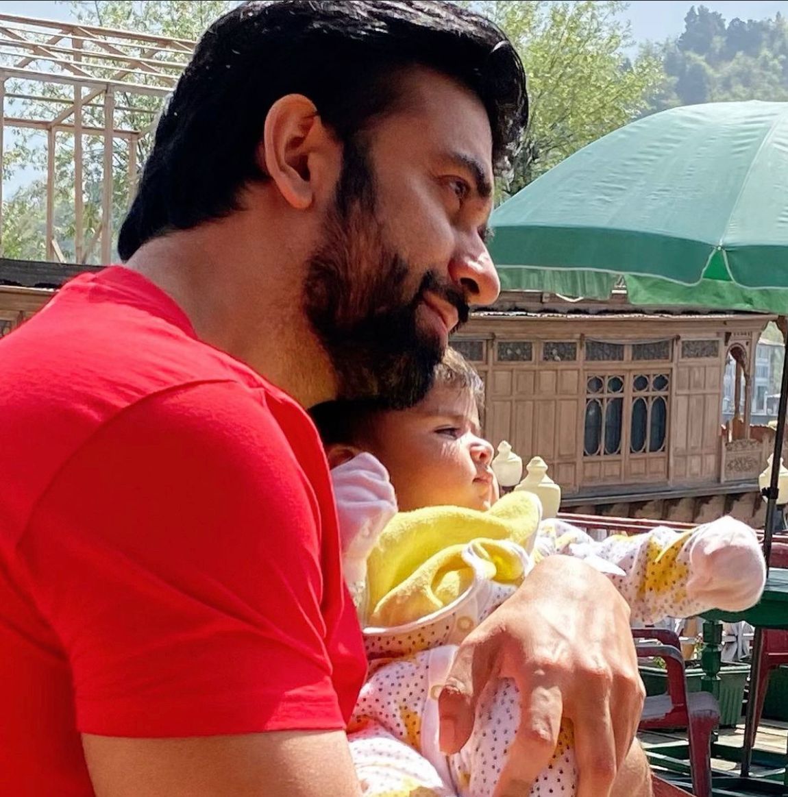 Rajeev Sen Shares Cuddled-Up Pictures With Daughter, Ziana, Her Pose Is ...