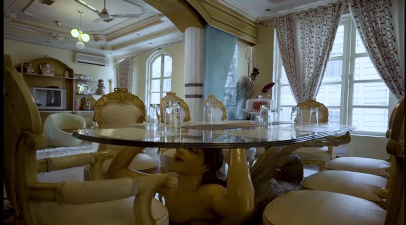 Sourav Ganguly's 65-Year-Old Home Filled With Memories And Lush Decor ...