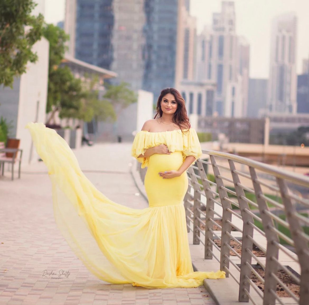 Mom-To-Be, Dimpy Ganguly Shares Her Pregnancy Mood Swings, Says 'Big ...