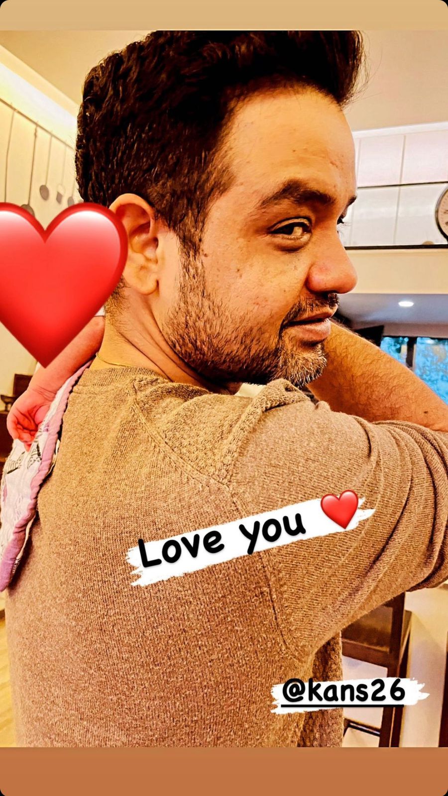Anushka Sharma Drops A Cutesy Photo Of Daughter, Vamika Sleeping ...