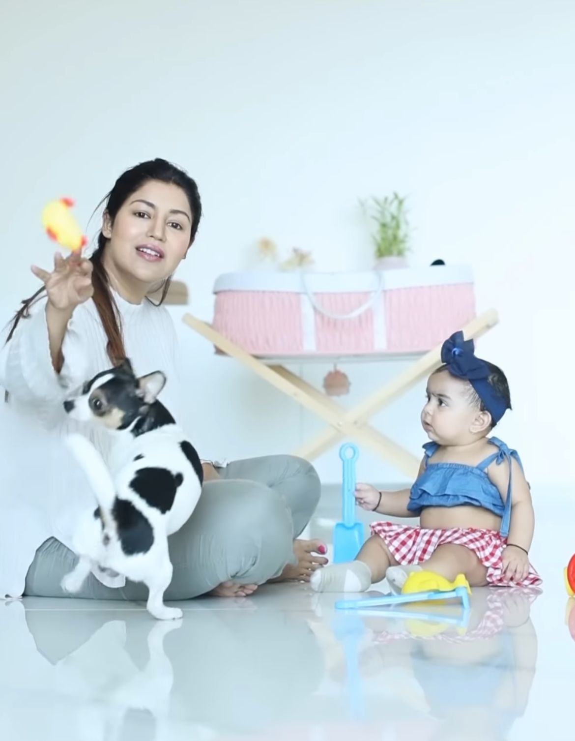 Debina Bonnerjee Gives A Sneak Peek Of Her Mommy Life With Lianna And ...