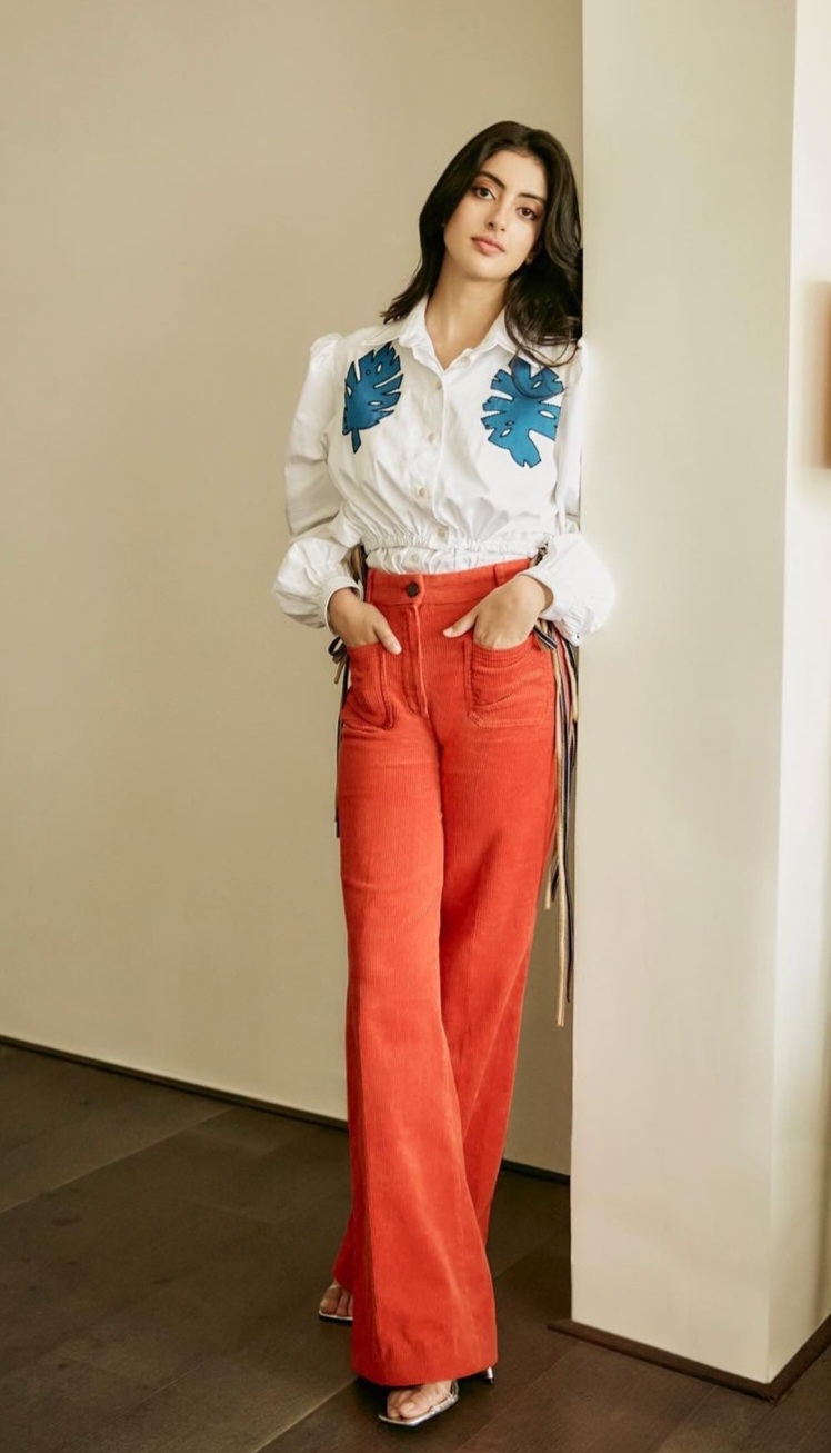 Navya Naveli Nanda's Simple Yet Gorgeous Looks
